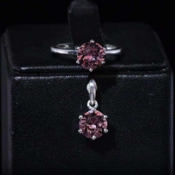 Jewelry | Antique Pink Austrian Crystal Solitaire Ringpendant In ...